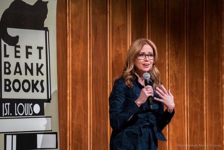 Jenna Fischer Discusses Her New Book, ‘The Actor’s Life: A Survival ...