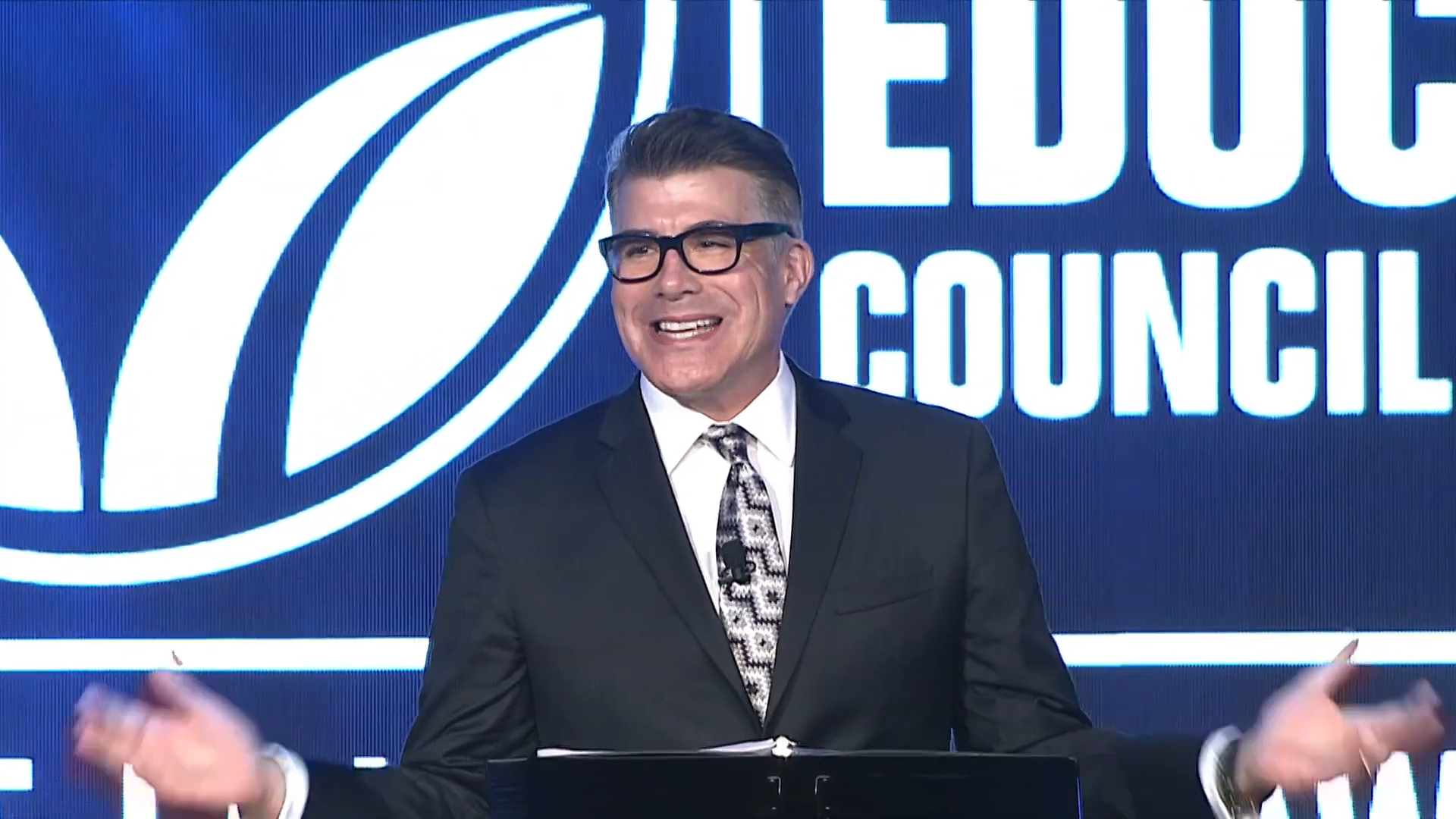 Interview: Bryan Batt Talks Broadway, Mad Men, and Tennessee Williams ...