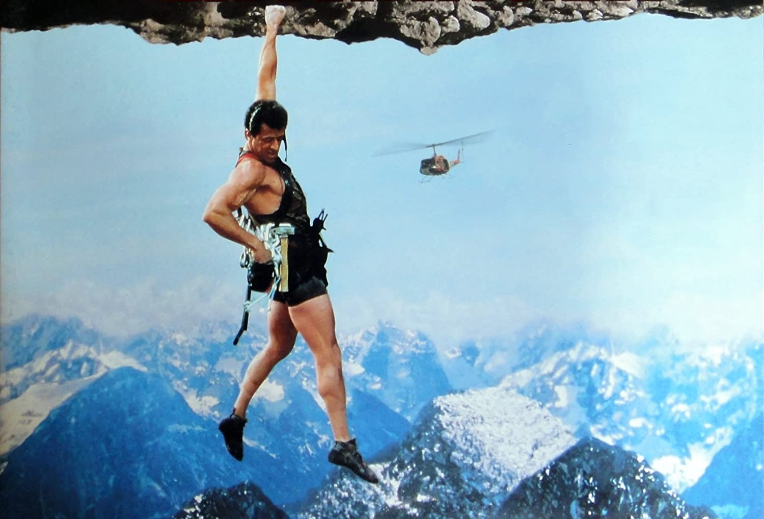 Retro Movie Review: CLIFFHANGER Starring Sylvester Stallone, John ... Retro Movie Review: CLIFFHANGER Starring Sylvester Stallone, John ...
