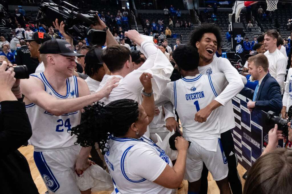 Sports Photos: MVC Tourney at Enterprise Center – ReviewSTL